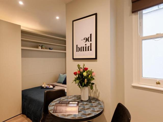 Shared Living/roommate For Rent London London 3102 ES90561003