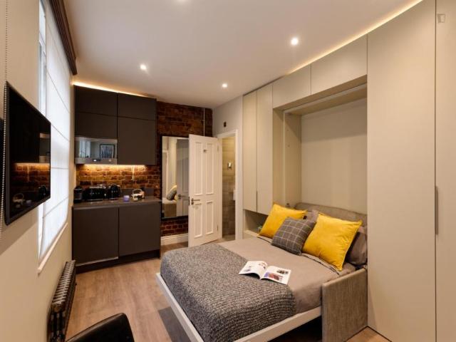 Shared Living/roommate For Rent London London 3102 ES90561140