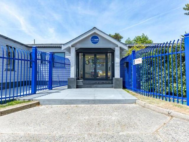 Shared Living/roommate Kent Kent LS100750808