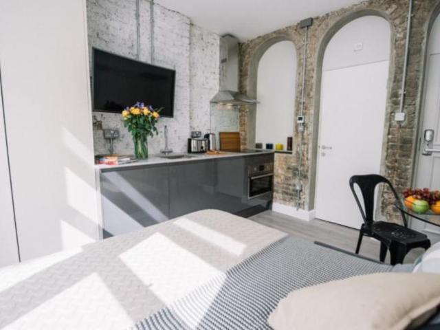 Shared Living/roommate London London 90561180