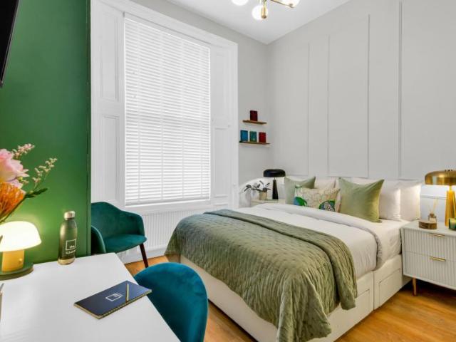 Shared Living/roommate London London LS90560505