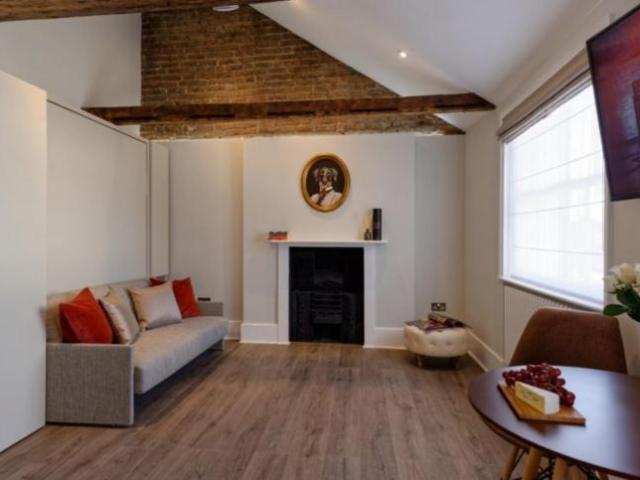 Shared Living/roommate London London LS90560987