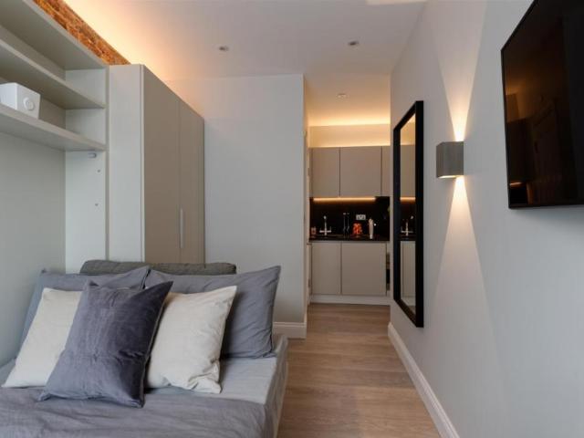 Shared Living/roommate London London LS90561036