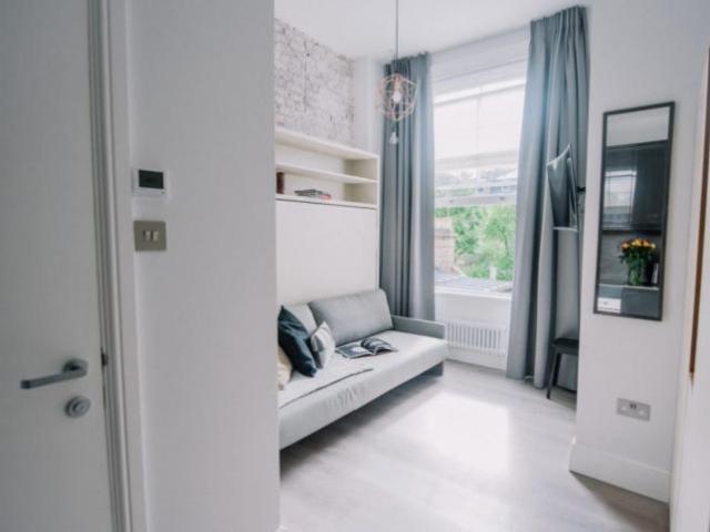 Shared Living/roommate London London LS90561087