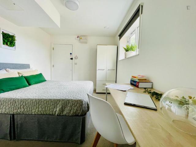 Shared Living/roommate London London LS90562071