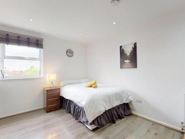 Shared Living/roommate London London LS90563948
