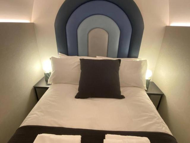 Shared Living/roommate London London LS90563976