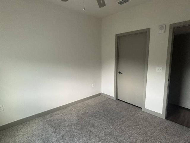 Shared space/ female