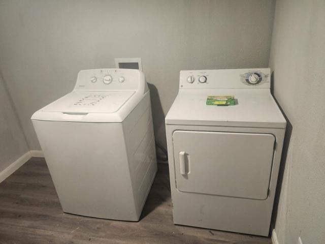 Shared roomin a Transitional home. Fully furnished