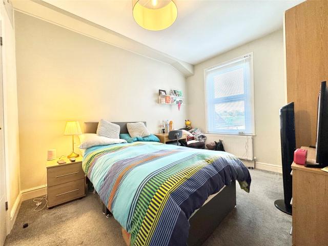 sharedAccommodation to Rent in Maidenhead Cordwallis Road PML240306