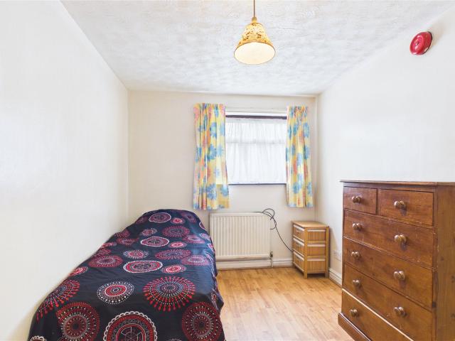 sharedAccommodation to Rent in Slough Albert Street PML250292