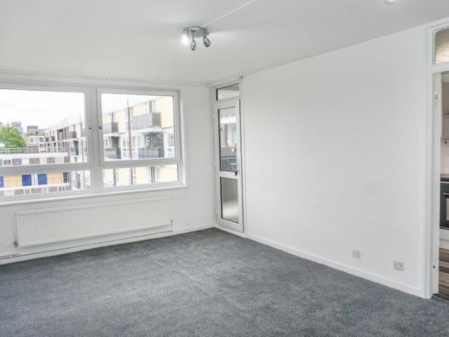 Sharers Welcome 3 bed duplex in Haggerston N1