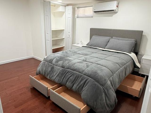 Sharing full furnished apartment in Long Island