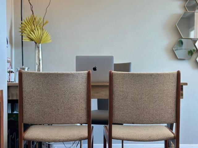 Sharing 1 bedroom apartment