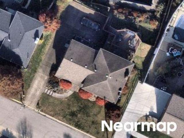 Sharon Dr