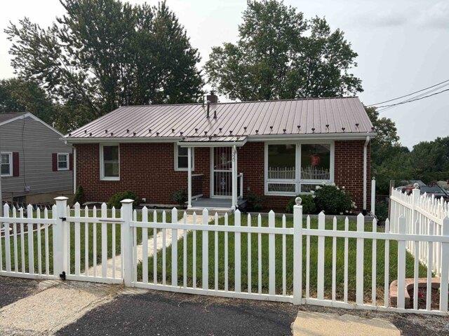Sharon Ln, Staunton, Home For Sale