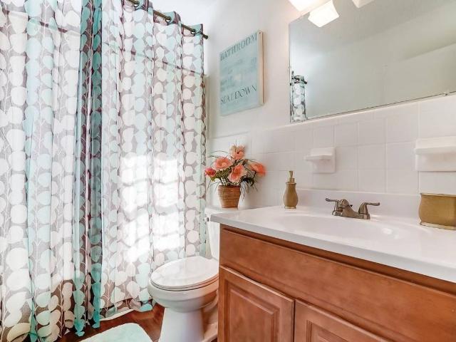 Sharon Pines 2 Bedroom Apartment for Rent at 7000 Barrington Dr, Charlotte, NC 28215 Oak Forest