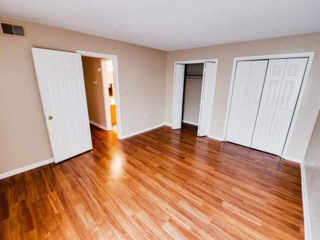 Sharonridge Apartments 1 Bedroom Apartment for Rent at 1937 Sharon Rd W, Charlotte, NC 28210 Starmount Forest
