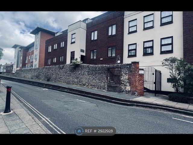 Sharp Garland House, Chichester PO19, 2 bed flat to rent, £1,275 pcm | PrimeLocation