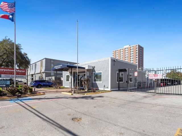 Sharpstown Manor 2 Bedroom Apartment for Rent at 7500 Clarewood Dr, Houston, TX 77036 Sharpstown