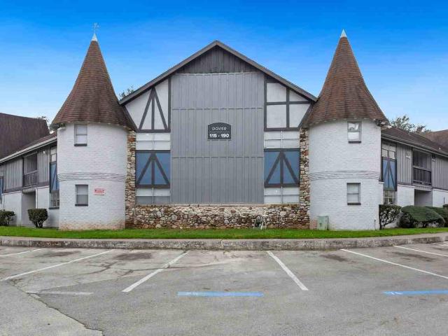Sharpstown Garden 1 Bedroom Apartment for Rent at 7575 Bissonnet St, Houston, TX 77074 Braeburn