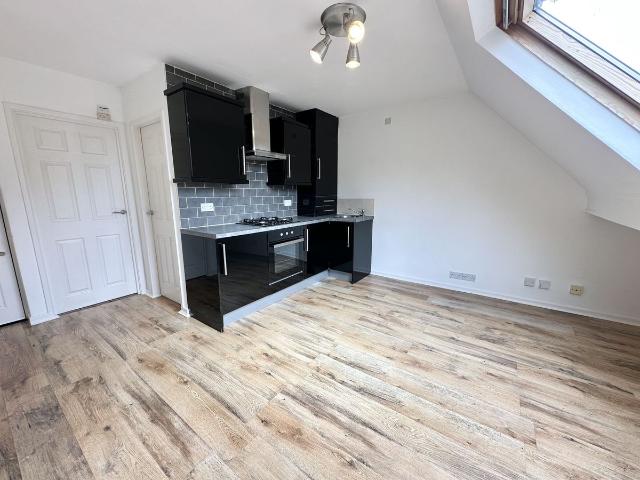 Sharrow View, Sheffield S7, 1 bed flat to rent, £800 pcm | PrimeLocation