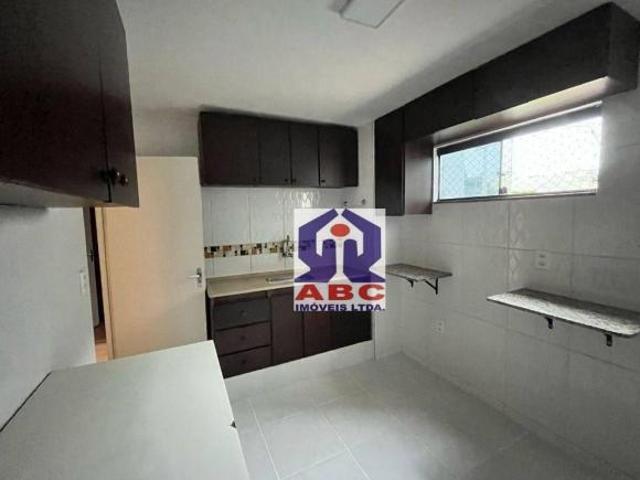 SHCES 403 Apartamento de 03 Quartos, Reformado, 1ª Andar, de Canto, Nascente e Vazado