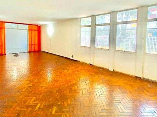 SHCGN 707 • ASA NORTE• CASA TÉRREA• 4 QUARTOS• ACEITA PERMUTA• 9.9291 5725