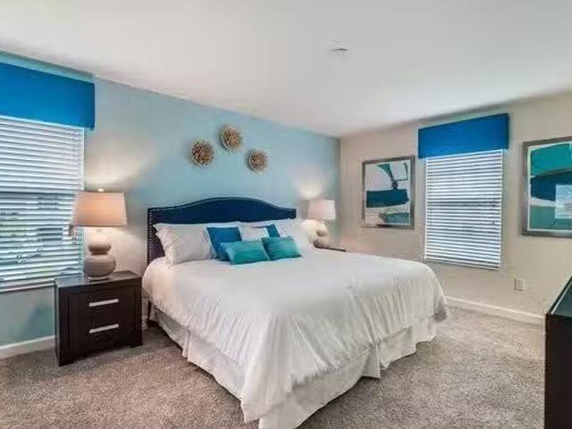 SHD4742 4742 Sleepy Hollow Dr