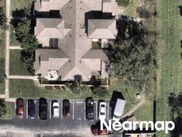Sheafe Ave NE Apt 106