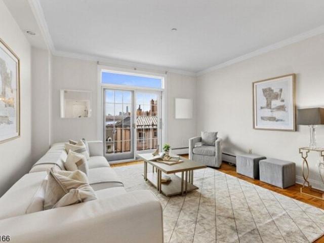 Shearwater Ct Unit,jersey City, Condo For Sale