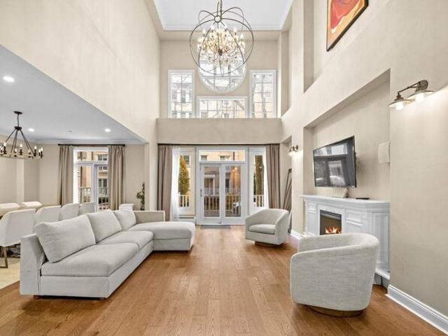 Shearwater Ct W Apt,jersey City, Condo For Sale