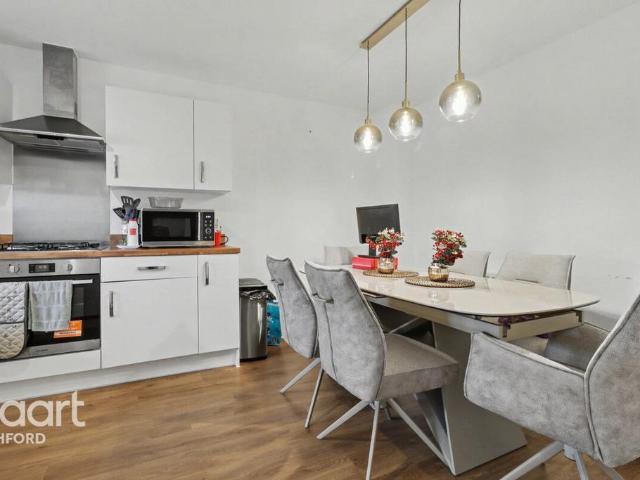 Shearwater Close, Ashford 3 bed terraced house to rent £1,575 pcm £363 pw