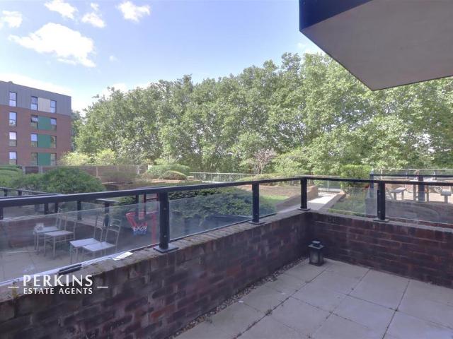 Shearwater Drive, London 1 bed flat to rent £1,750 pcm £404 pw