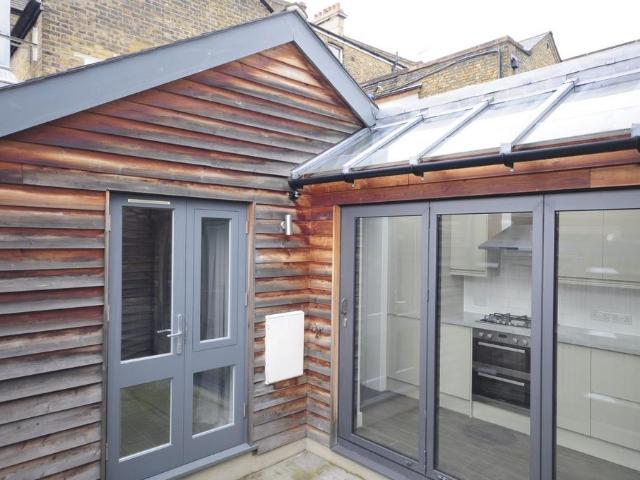 Sheen Lane, East Sheen, SW14 1 bed house to rent £1,795 pcm £414 pw
