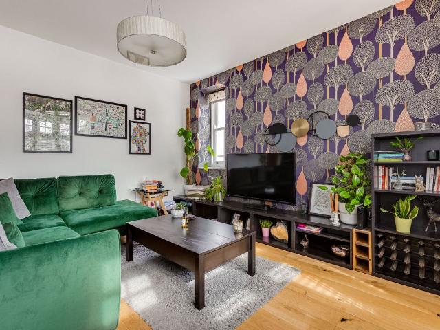 Sheen Road, Richmond TW9, 2 bed flat to rent, £4,250 pcm | PrimeLocation