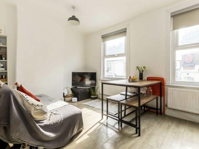 Sheen Road, TW9, London