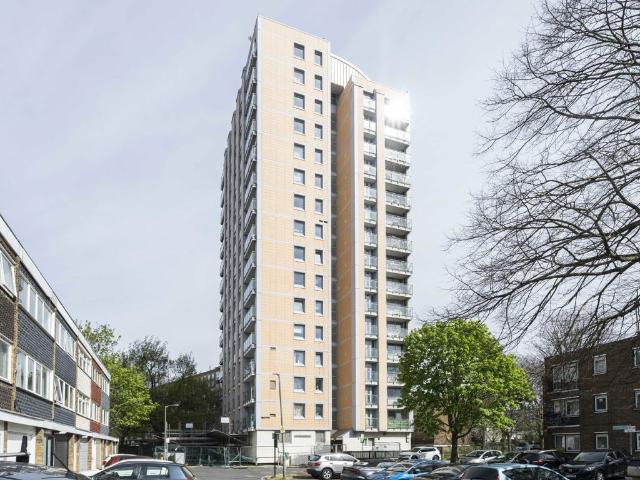 Sheepcote Lane, Battersea SW11, 2 bed flat to rent, £2,250 pcm | PrimeLocation