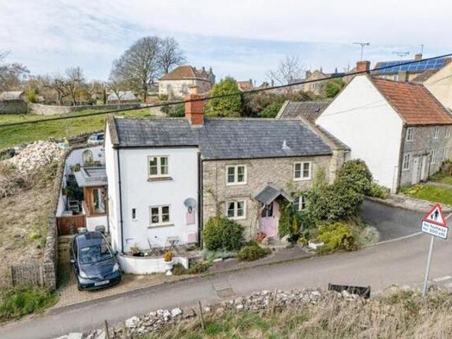 Sheepfair Lane, Marshfield, 3 Bedroom Detached