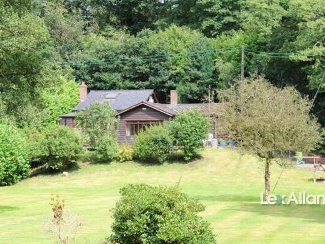 Sheepwash Lane, Wolverley, 2 Bedroom Detached