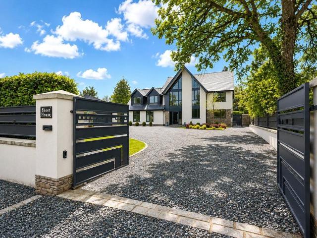 Sheerwater Avenue, Woodham. 6 bed detached house to rent £7,950 pcm £1,835 pw