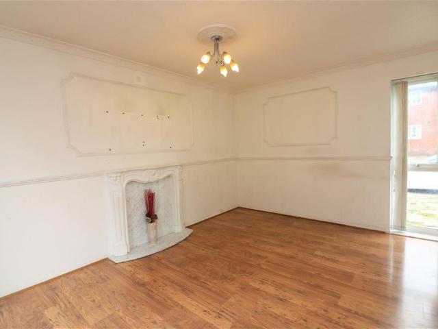 Sheerwater Road, Beckton, E16 3SU, London