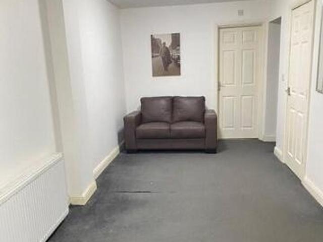 Sheffield, 2 Bedroom Flat
