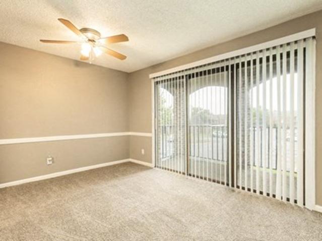 Sheffield Square Three Bedroom 1.5 Bath Townhouse