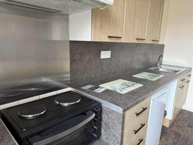 Sheffield Road, Chesterfield, S41