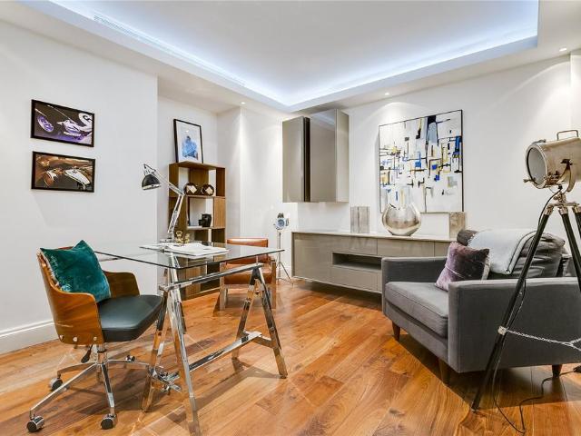 Sheffield Terrace, Kensington, London 7 bed house to rent £19,067 pcm £4,400 pw