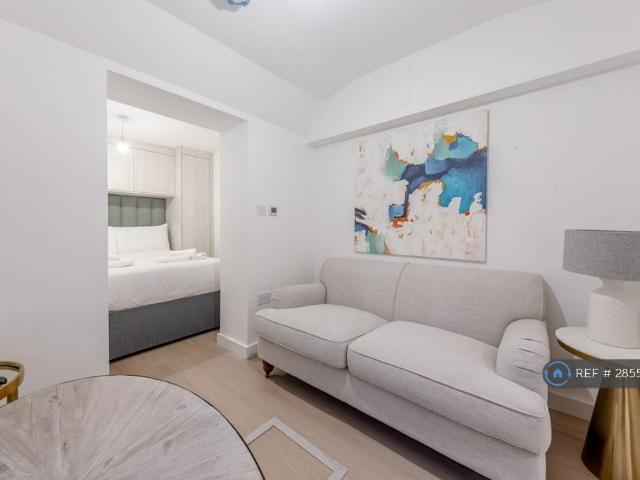 Sheffield Terrace, London, W8 1 bed flat to rent £3,050 pcm £704 pw