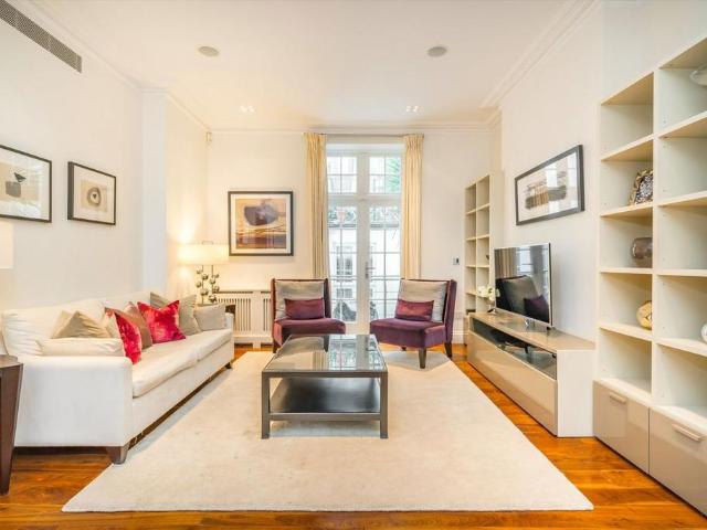 Sheffield Terrace, London W8 5 bed terraced house to rent £19,000 pcm £4,385 pw