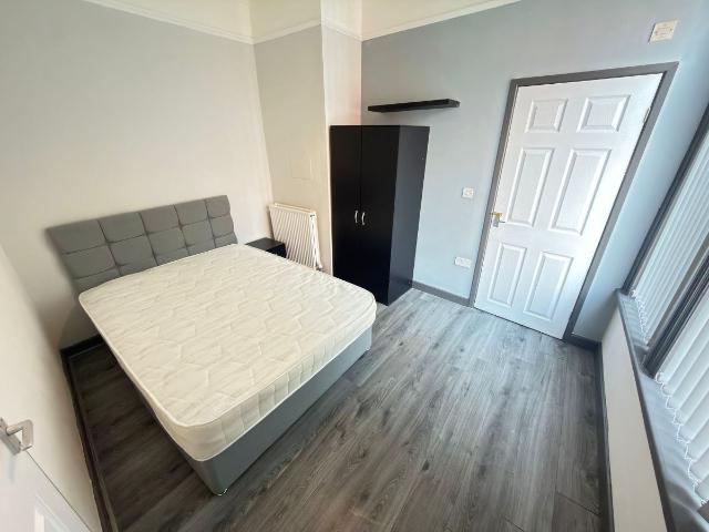 Sheil Road, Liverpool L6, 1 bed flat to rent, £850 pcm | PrimeLocation