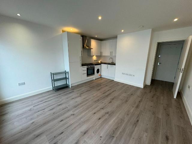 7 Sheila Court, Cranbrook Mews, London E17, 1 bed flat to rent, £1,575 pcm | PrimeLocation